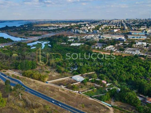 Chácara de 10.000m² no Lago Norte, ao Lado da Ponte do Bragueto, a 1km do Iguatemi, Boulevard e Noro