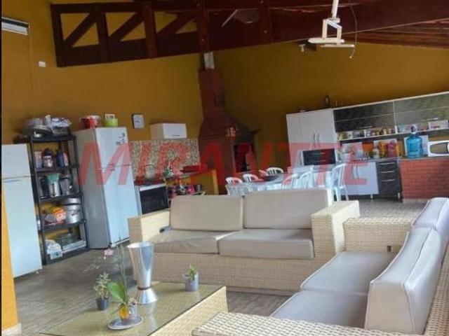 Chácara de 120m² com 3 quartos