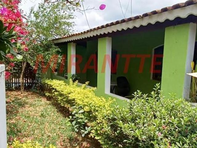 Chácara de 258m² com 3 quartos