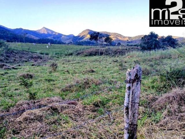 Chácara de 20.200m² à venda em Guaratinguetá SP, no bairro Pilões: venha morar no paraíso!