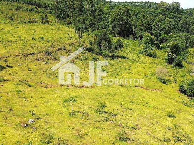Chácara de 22300m² no bairro Macaco Branco, em Portão
