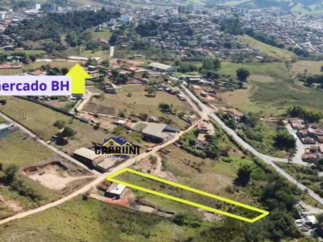 Chácara de 2.220m², à venda com ótima localização em Carmópolis de Minas MG