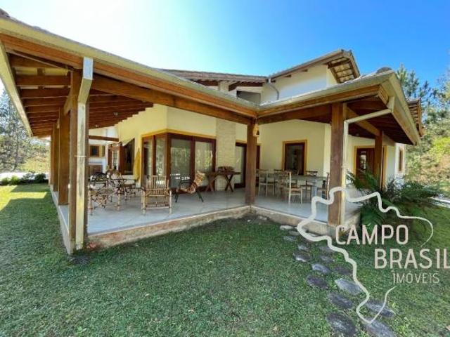 Chácara de 30 mil metros quadrados em Natividade da Serra! Com linda casa de campo