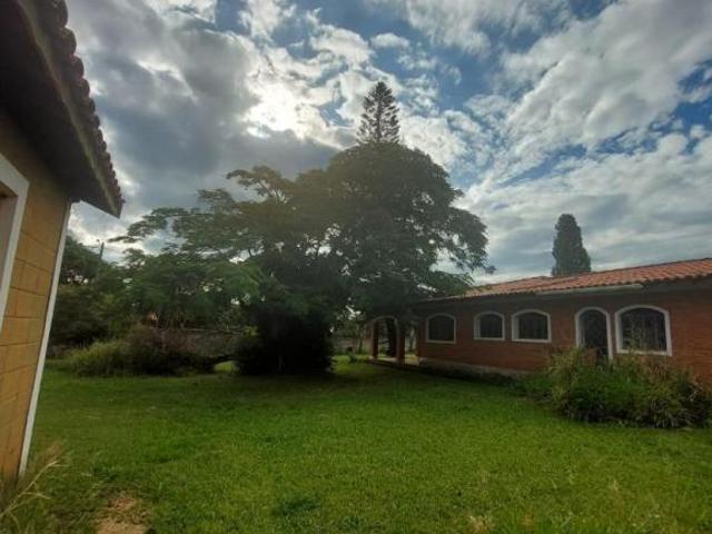 Chácara de 3 quartos à venda em Indaiatuba SP, Parque das Bandeiras 399,84 m² de área 2 banheiros