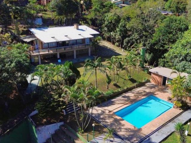 Chácara de 4500 m² Pé na Água em Condomínio Mairiporã Permuta