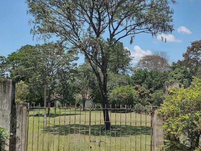 Chácara de 4783 m2 à beira do rio Atibaia