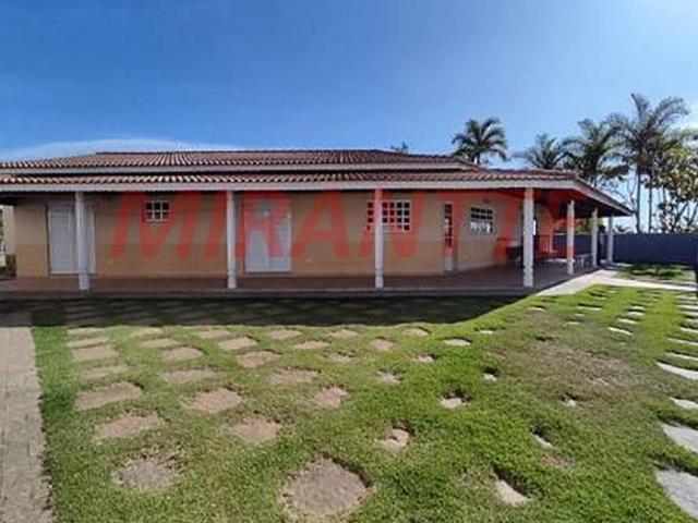 Chácara de 432m² com 4 quartos