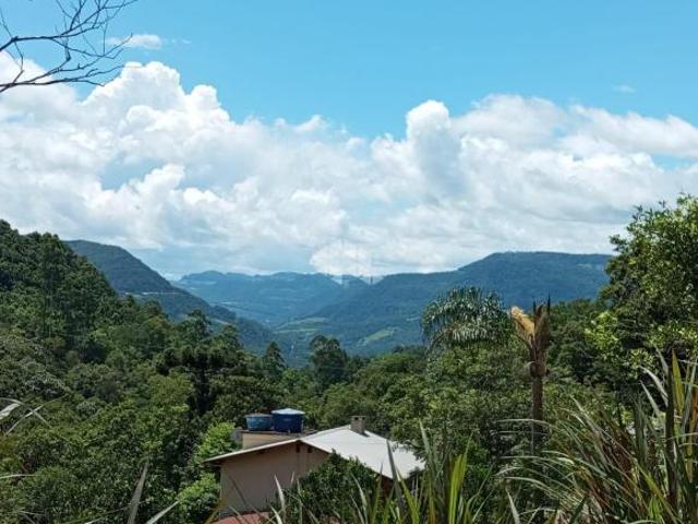 Chácara de 8000m² à venda por R$ 110.000