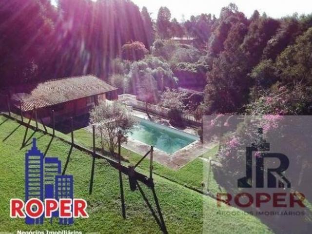CHÁCARA DE 8.000 m² ACEITA FINANCIAMENTO À VENDA EM SÂO ROQUE, SP