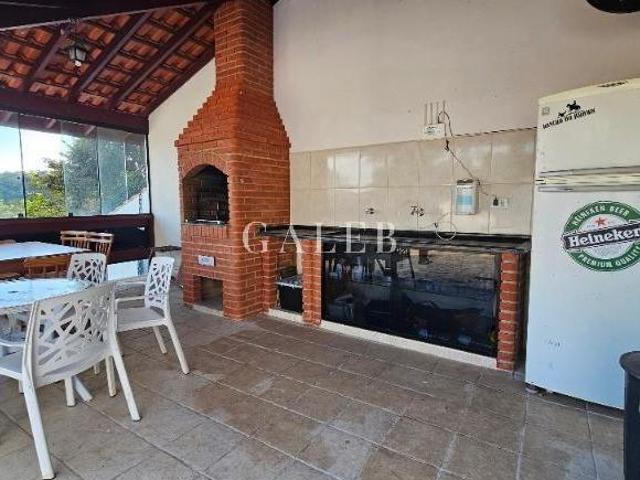 Casa estilo chácara dentro da cidade 3 quartos à venda, com 1145m² de terreno