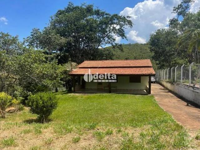 Chácara disponível para venda no bairro Conjunto Alvorada em Uberlândia MG