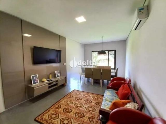 Chácara disponível para venda no bairro Mansões Aeroporto em Uberlândia MG