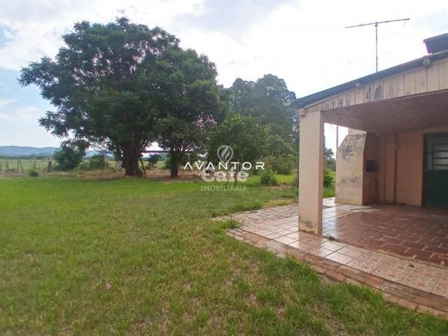 Chácara disponível para locação e venda em lugar tranquilo e próximo a cidade