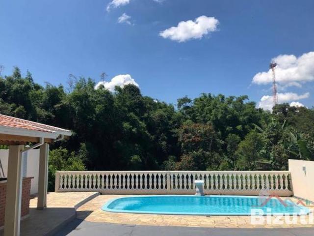 Chácara dos Sonhos: Conforto e Lazer em um Só Lugar!
