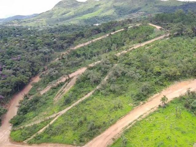 Chácara dos Sonhos em Mairinque com Lago e Natureza