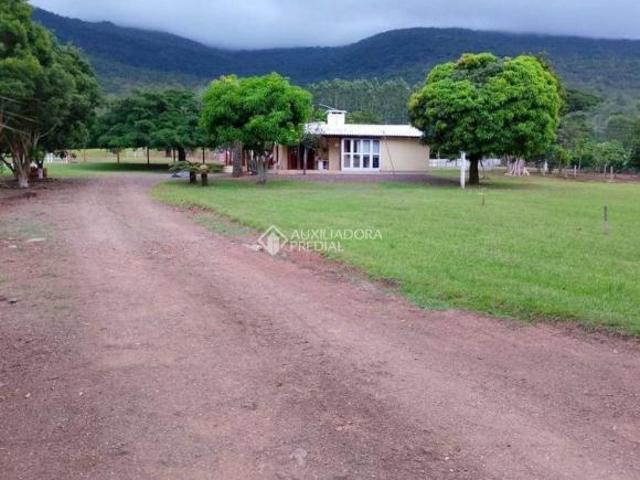 Chácara em Maquiné