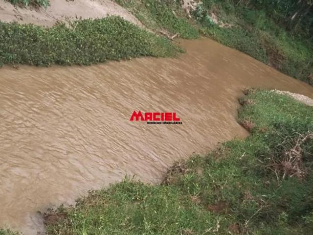 Chácara em Monteiro Lobato