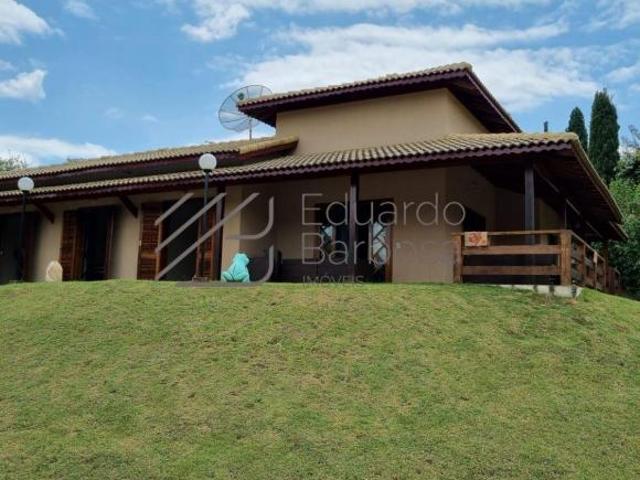 Chácara em Atibaia com 3.000M²