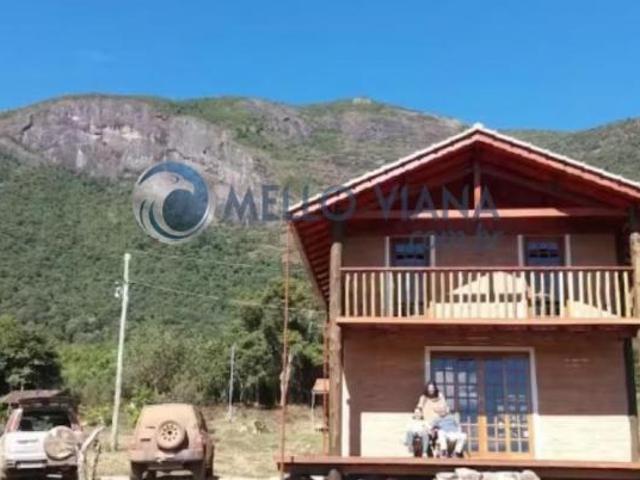 Chácara em Aiuruoca MG com uma vista deslumbrante e com muita natureza e conforto