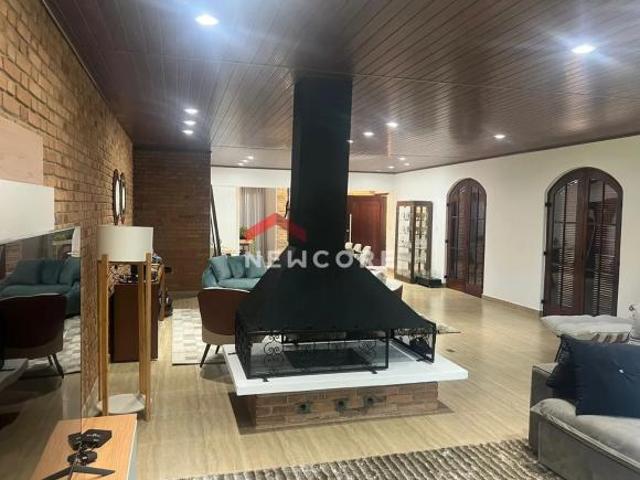 Chácara em Alameda Mariana Prudente Corrêa Contendas Valinhos/SP