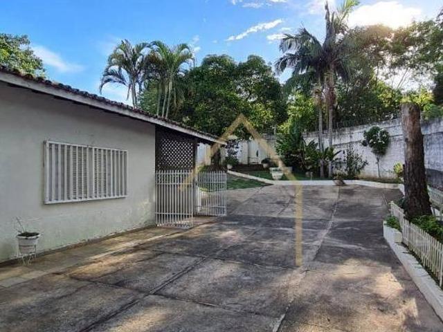 CHÁCARA EM AMERICANA FUNDO PARA A REPRESA COM PISCINA