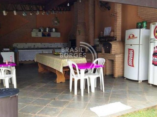 Chácara em Araçoiaba da Serra