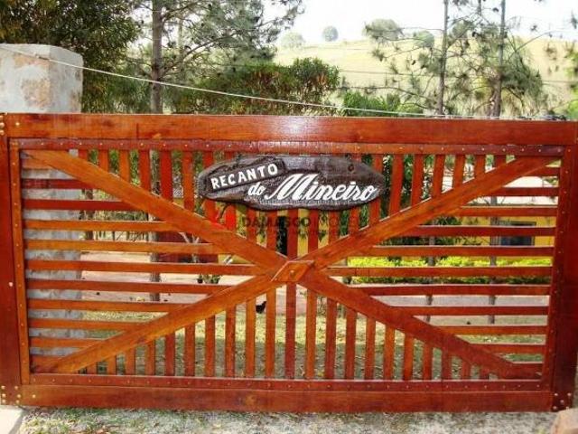 Chácara em Bairro Pedras de Ouro