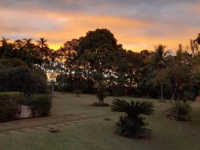 Chacara em boituva 5.000 metros Condominio fechado Casa sede 3 quarto 1 suíte 1 banheiro Sala de