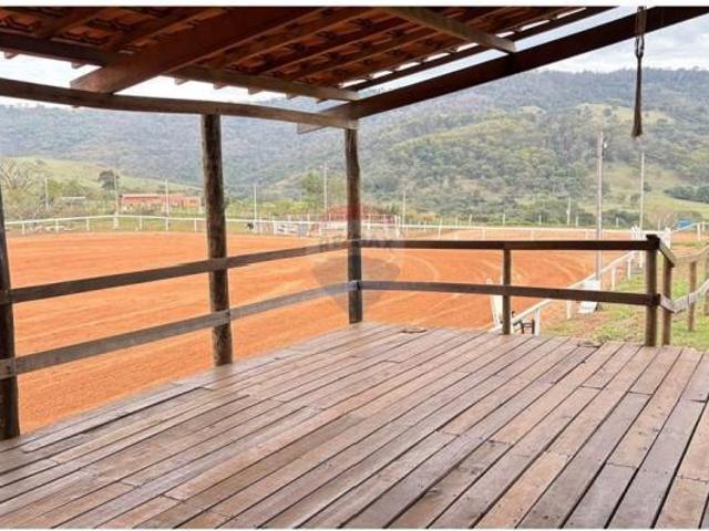 Chácara em Centro, Botucatu/SP de 20666m² 2 quartos à venda por R$ 697.000,00