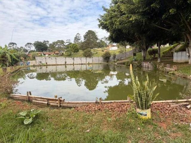 Chácara em Centro Canguera, São Roque/SP de 5500m² 3 quartos à venda por R$ 1.100.000,00