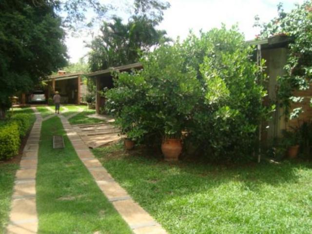 Chácara em Centro, Jaguariúna/SP de 200m² 3 quartos à venda por R$ 1.200.000,00