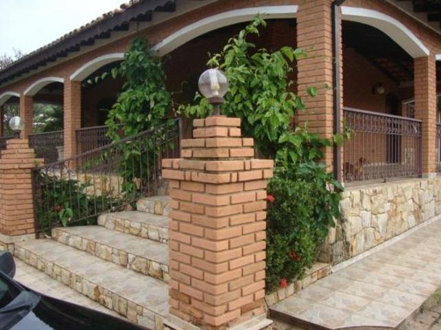 Chácara em Centro, Jaguariúna/SP de 330m² 3 quartos à venda por R$ 1.290.000,00