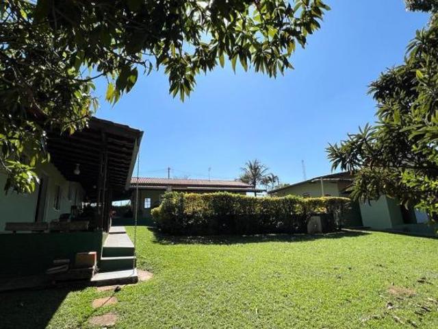 Chácara em Centro, Jaguariúna/SP de 420m² 5 quartos à venda por R$ 880.000,00