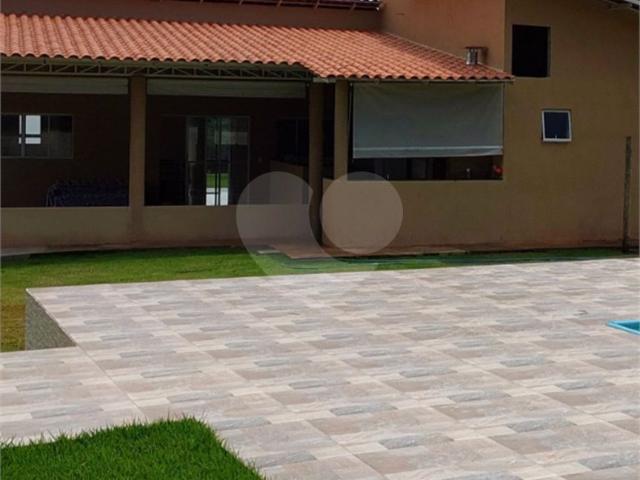 Chácara em Centro, Jarinu/SP de 260m² 2 quartos à venda por R$ 899.000,00
