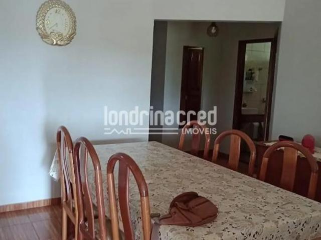 Chácara em Centro, Londrina/PR de 10m² 3 quartos à venda por R$ 636.000,00