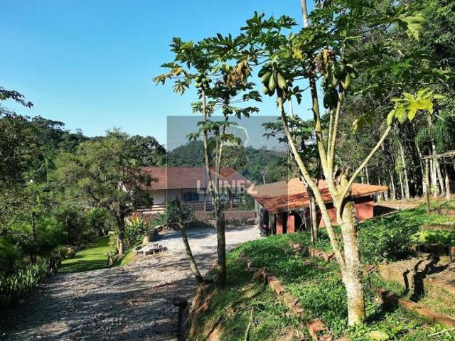 Chácara em Centro São Lourenço da Serra