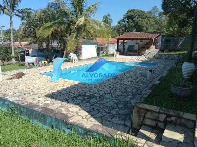Chácara em Chácara Ipês, Caçapava/SP de 2000m² 4 quartos à venda por R$ 742.000,00