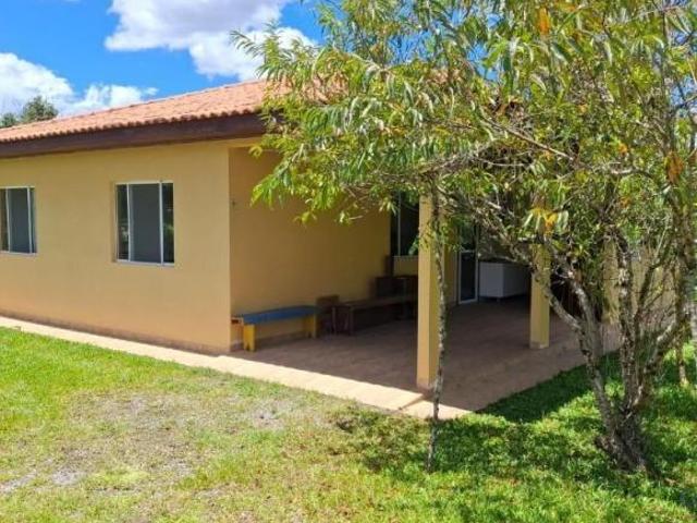 Chácara em condomínio, 03 quartos, c/suíte, churrasqueira, em Bocaiuva do Sul PR