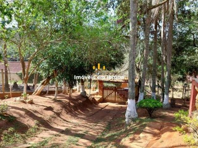 Chácara em condomínio: 2 quartos, 1 suíte, 2 salas, 3 banheiros, 5 vagas, 2.000m² em Ibiúna SP, bair