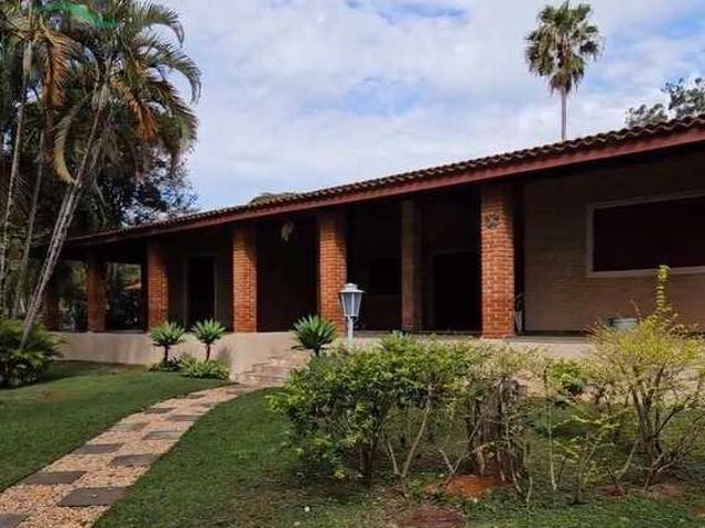 Chácara em condomínio 6 Dorms Área total 3.200 m² Atibaia