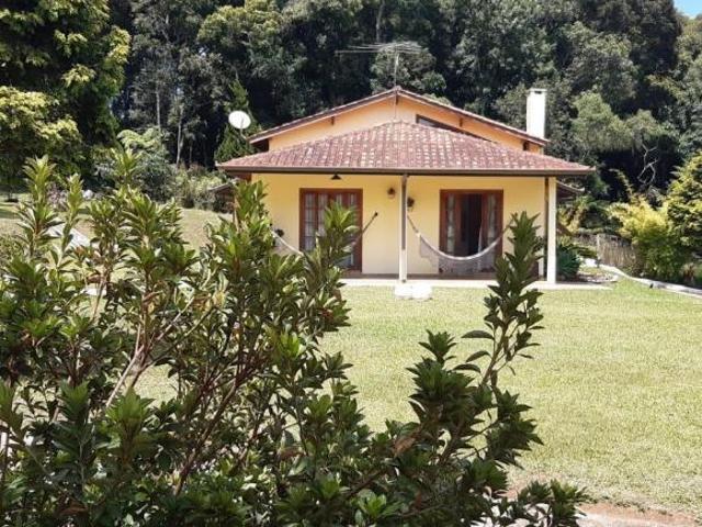 Chácara em condomínio com casa charmosa, estilo europeu com 10.946 m²: São José dos Pinhais