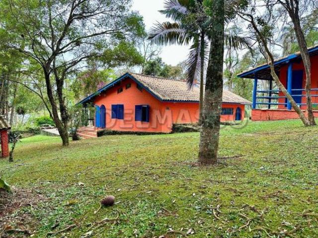 Chácara em condomínio com vista para a represa!