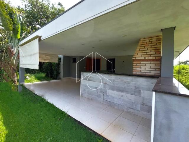 Chácara em Condomínio com 2 Suítes e 5 Vagas no Parque Serra Dourada, Marília