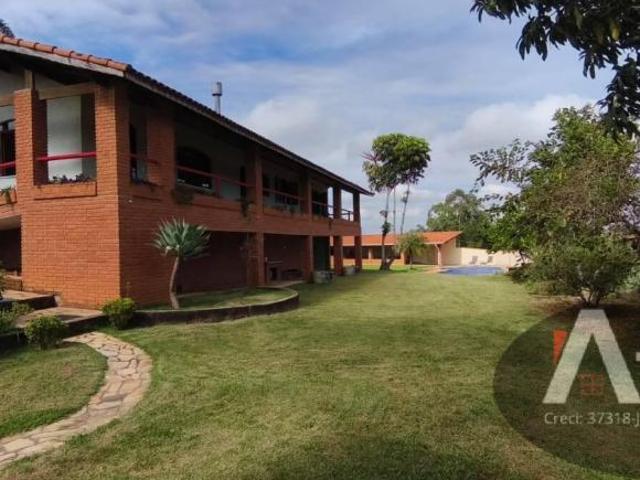 Chácara em condomínio com 4 dorm. um suíte Mairiporã 35 minutos de Sampa