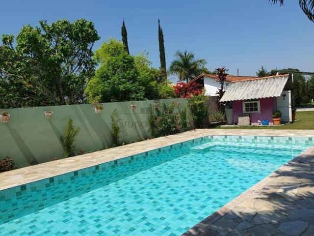 Chácara em Condomínio Guararema 4 Dormitórios uma suíte 1585m² piscina privativa