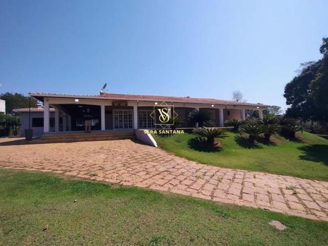 Chácara em Condomínio de alto padrão, à Venda, em Salto SP, Bairro Estância da Colina: 5 Quartos, 4