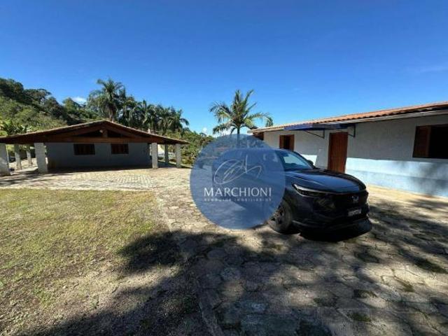 Chácara em condomínio fechado, terreno com 3450m²!