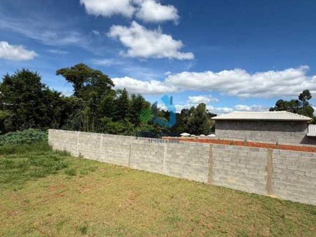 Chácara em condomínio fechado com 1.000 m²