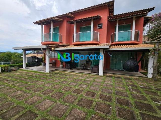 Chácara em condomínio fechado com vista para a represa em Igaratá SP