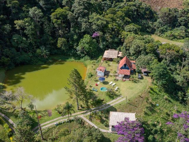 Chácara em Córrego das Pedras, Teresópolis/RJ de 67000m² 5 quartos à venda por R$ 1.599.000,00